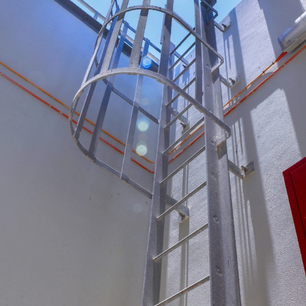 Steel Ladders – Al Fardos